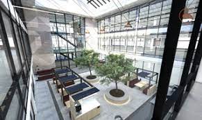 Internal atrium - Lansdowne Warwick